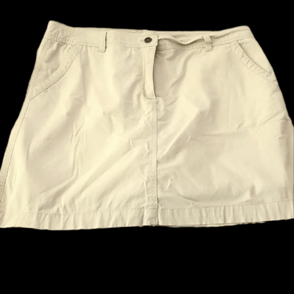 Laura Scott | Shorts | Laura Scott Skort | Poshmark